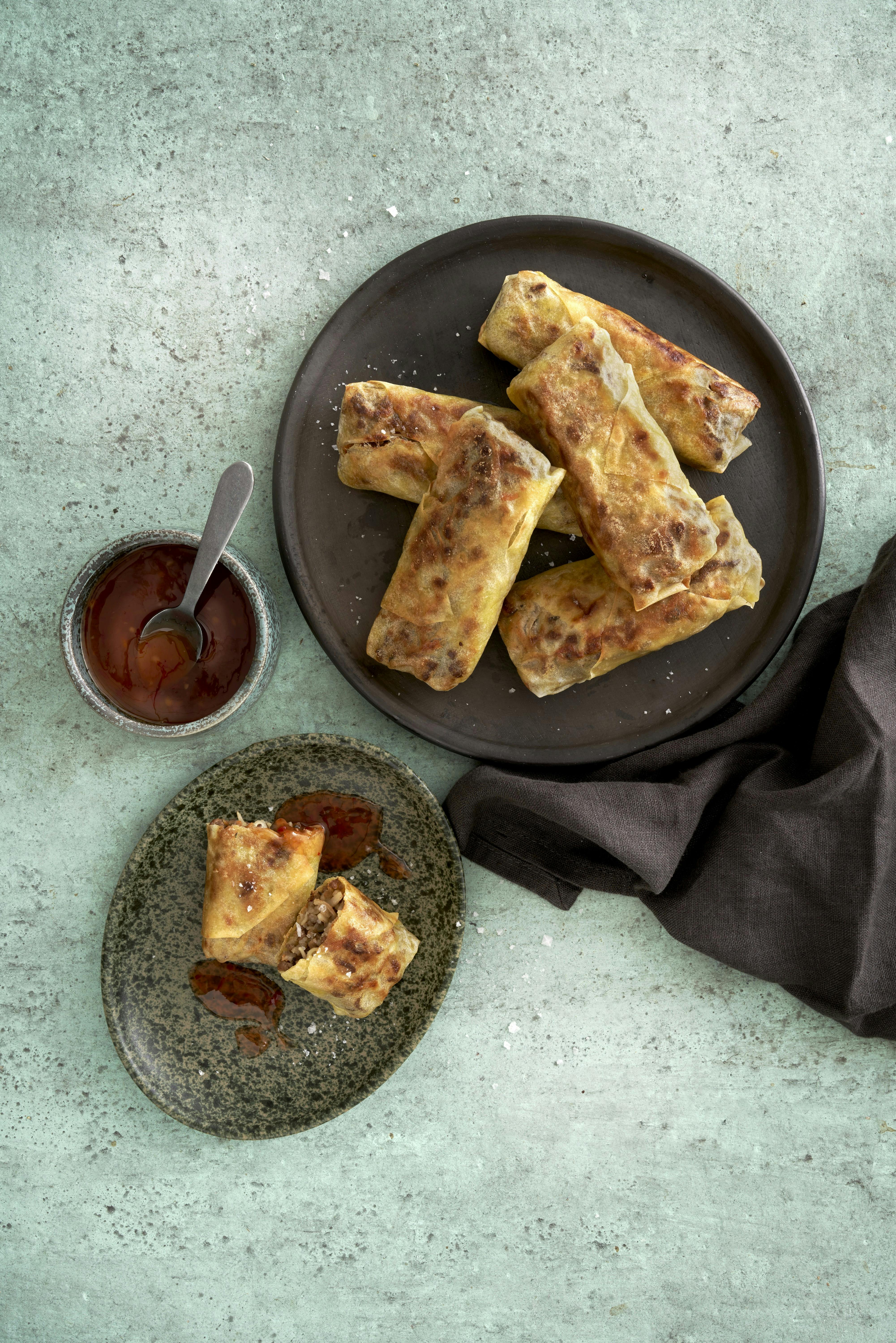 Sprøde forårsruller med oksekød og glasnudler | Familie Journal