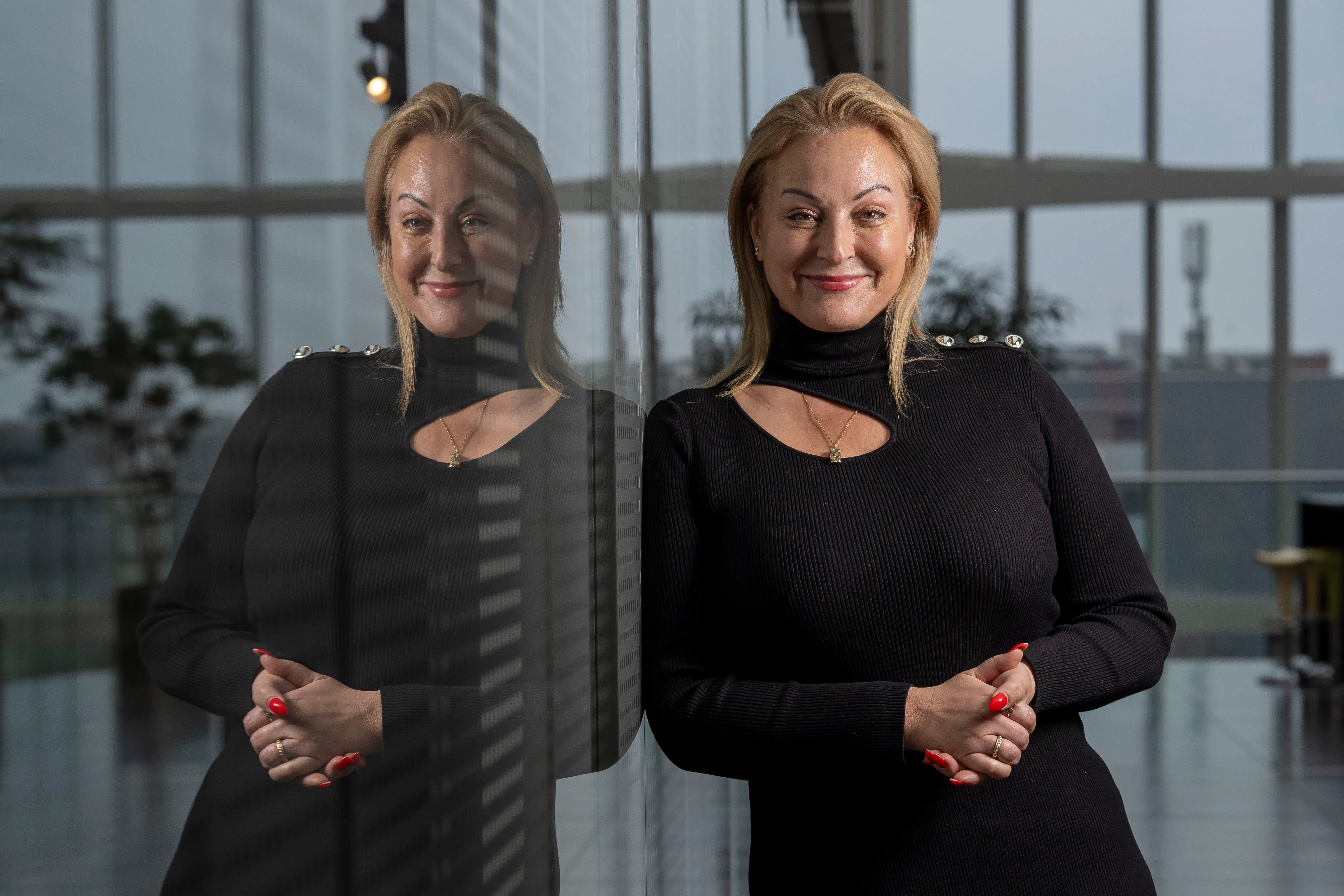 Stéphanie Surrugue skal være vært til Melodi Grand Prix 2025 | Familie ...