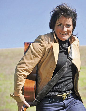 Ester Brohus gør tingene på sin egen måde | Familie Journal