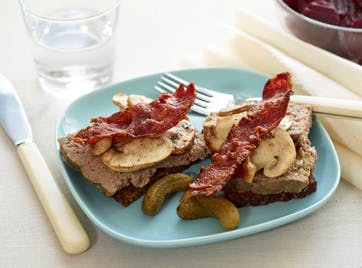 Leverpostej med bacon og champignoner | Familie Journal