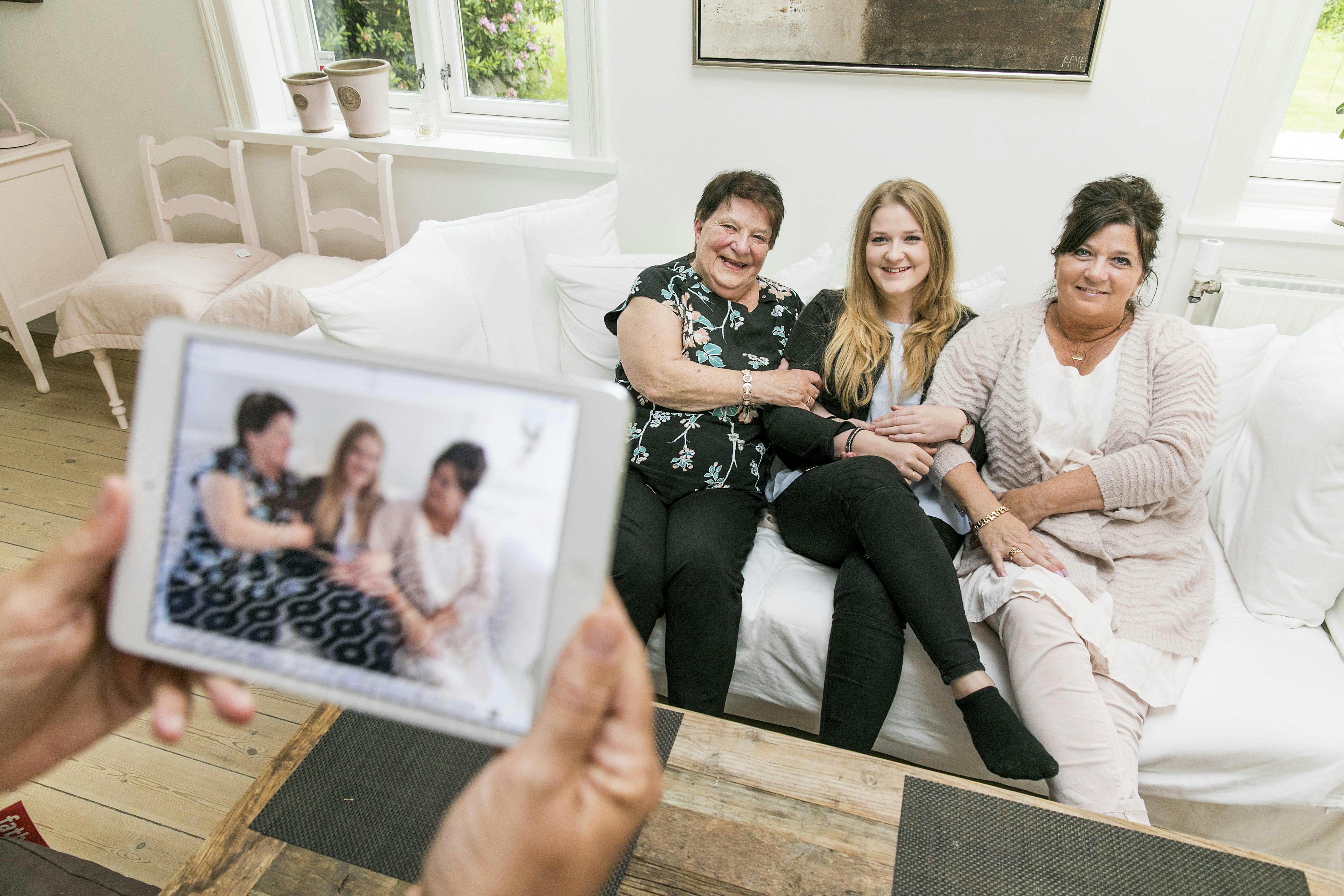 Karoline lavede it-guide til mor og mormor | Familie Journal