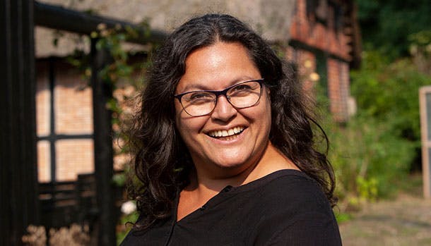 Tine blev skuespiller i en moden alder: Jeg giver den gas med accent ...