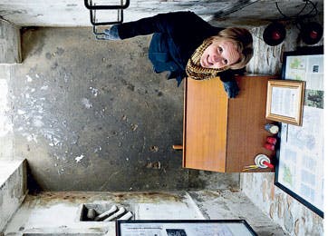 Sarah åbner landets mindste museum | Familie Journal